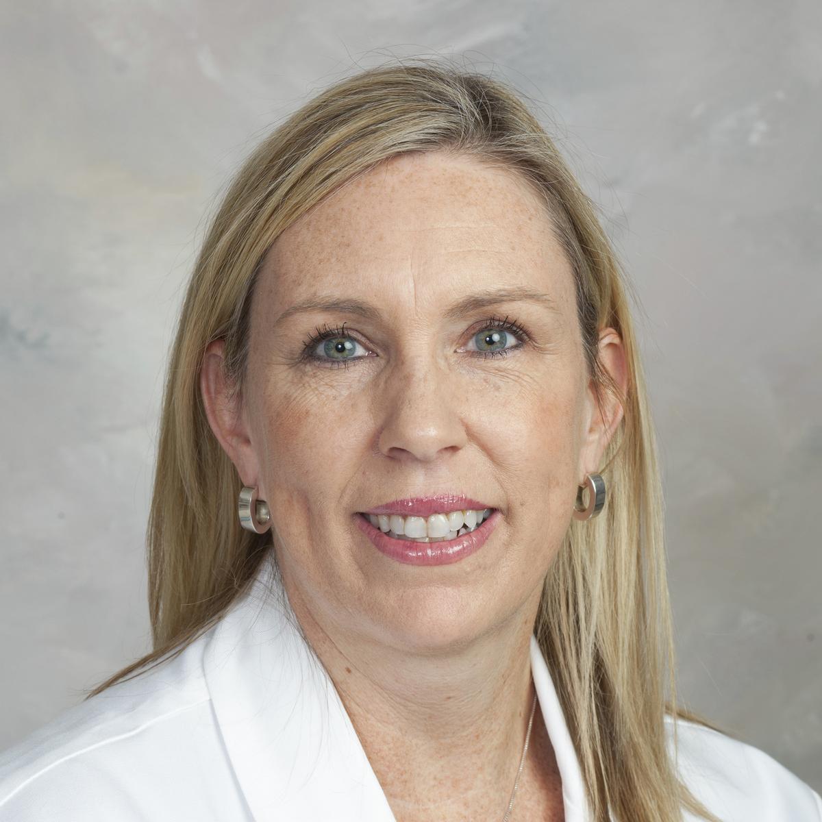 Deborah Collins's Instagram, Twitter & Facebook on IDCrawl